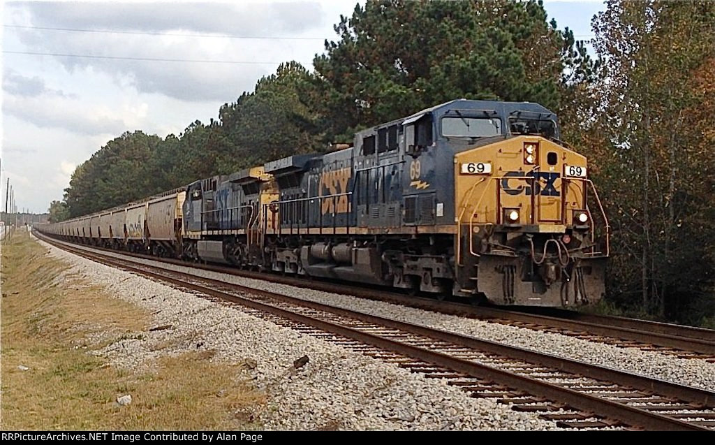 CSX AC44CW's 69 and 314 lead the WB Grain Express